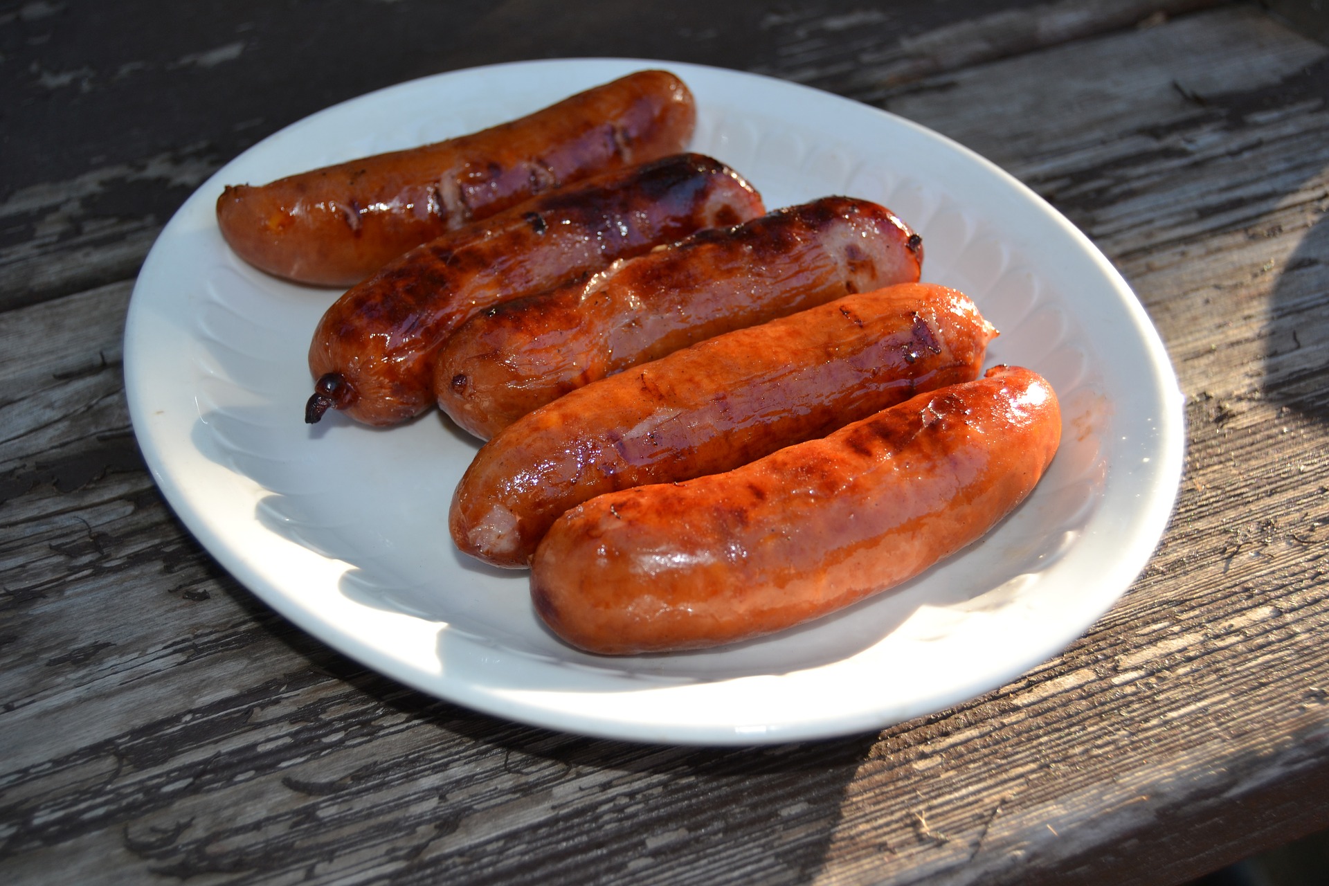 Best Method For Cooking Brats - Cully's Kitchen