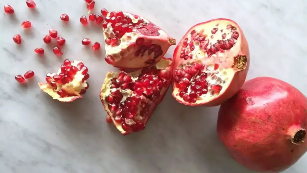 How to Tell If a Pomegranate is Bad?