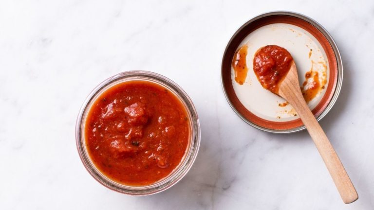 How to Tell if Tomato Sauce is Bad? - Cully's Kitchen